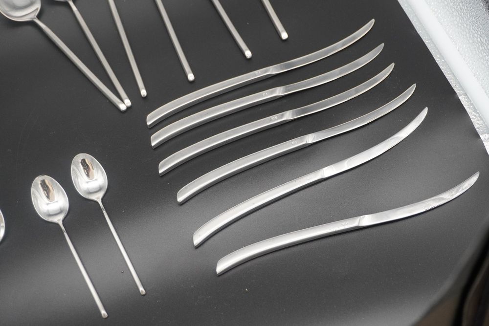 Besteck Berndorf Avantgarde Design für 6 Personen - Chic :) (Gebraucht) in Basel für CHF 90 ...