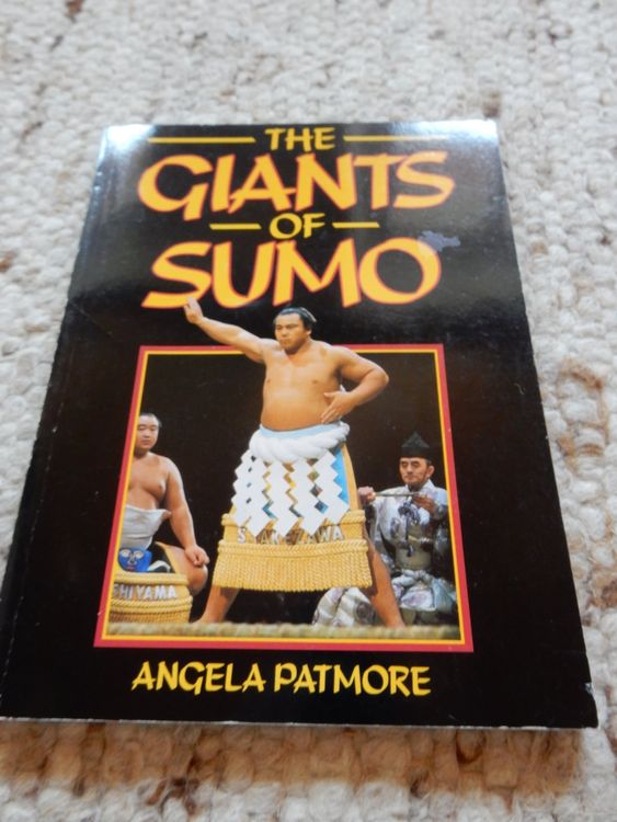 "The Giants Of Sumo" Buch in Englisch Angela Patmore (Gebraucht) in ...
