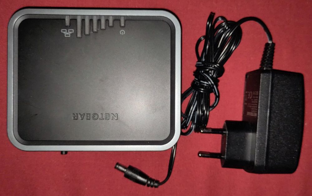 NETGEAR LB2120 4G LTE Modem, zwei Ethernet Ports f. Failover (Gebraucht ...