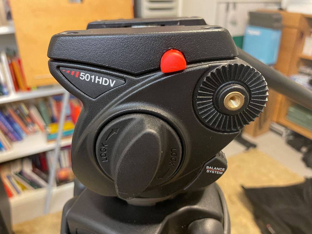 Manfrotto HDV Stativ (Gebraucht) in Richterswil für CHF 345 – nur ...