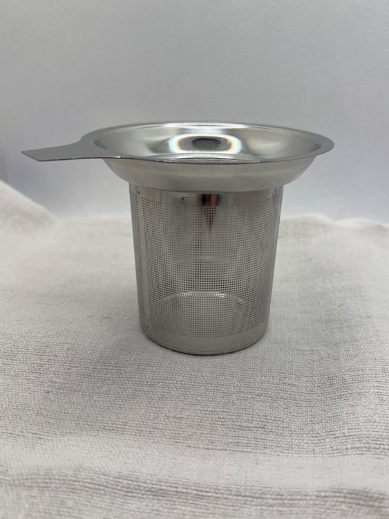 Praktisches Teesieb für Tasse oder Kanne, rostfrei (Neu (gemäss Beschreibung)) in Genève für CHF ...