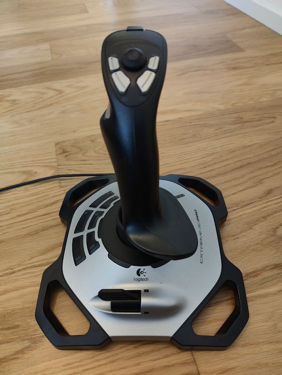 Logitech Extreme 3D Pro - HOTAS, Flight Stick | Kaufen auf Ricardo