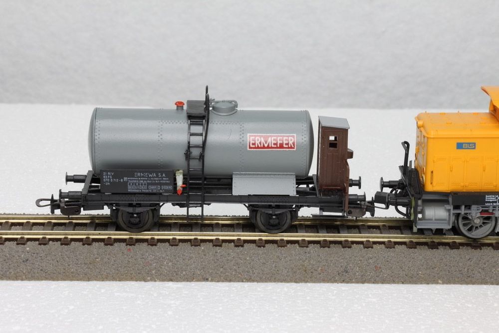 BR 346 BLS loco Diesel set + 2 wagons citern -Gützold 25912 (Neu und ...