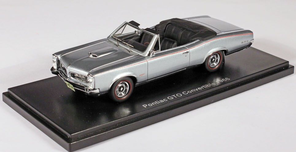 1:43 Neo Scale Models - Pontiac GTO Convertible 1966 (Neu und ...