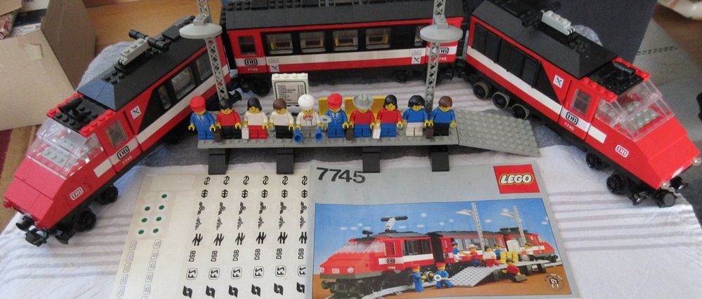 ORIGINAL LEGO 7745 EXPRESS-PASSAGIERZUG 1985 12V gebraucht | Kaufen auf ...