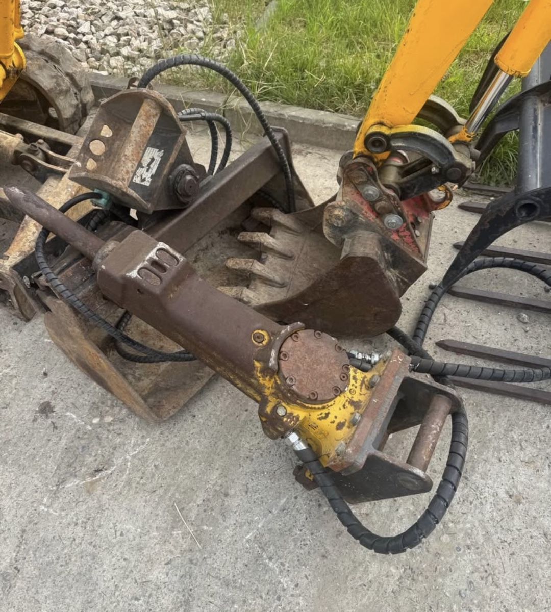 El Bagger 1,6 Tonnen (Gebraucht) in Niederbipp für CHF 9000 – nur ...