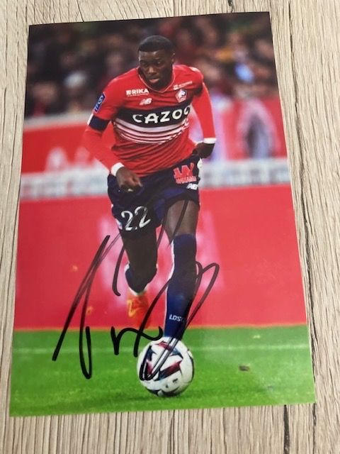 Timothy Weah Original Autogramm auf Foto Lille / USA / (Neu (gemäss ...