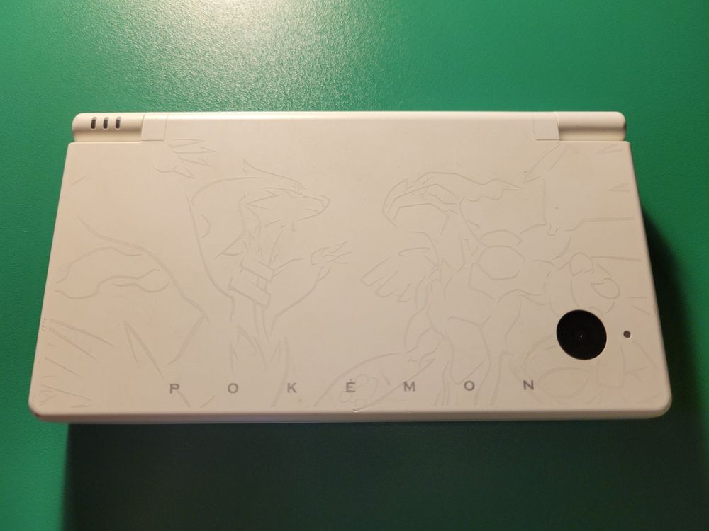 Nintendo DSi Konsole Pokémon Edition Weiss Reshiram & Zekrom | Kaufen ...