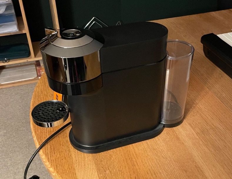 Vertuo Next Deluxe Dark Chrome | Kaufen auf Ricardo