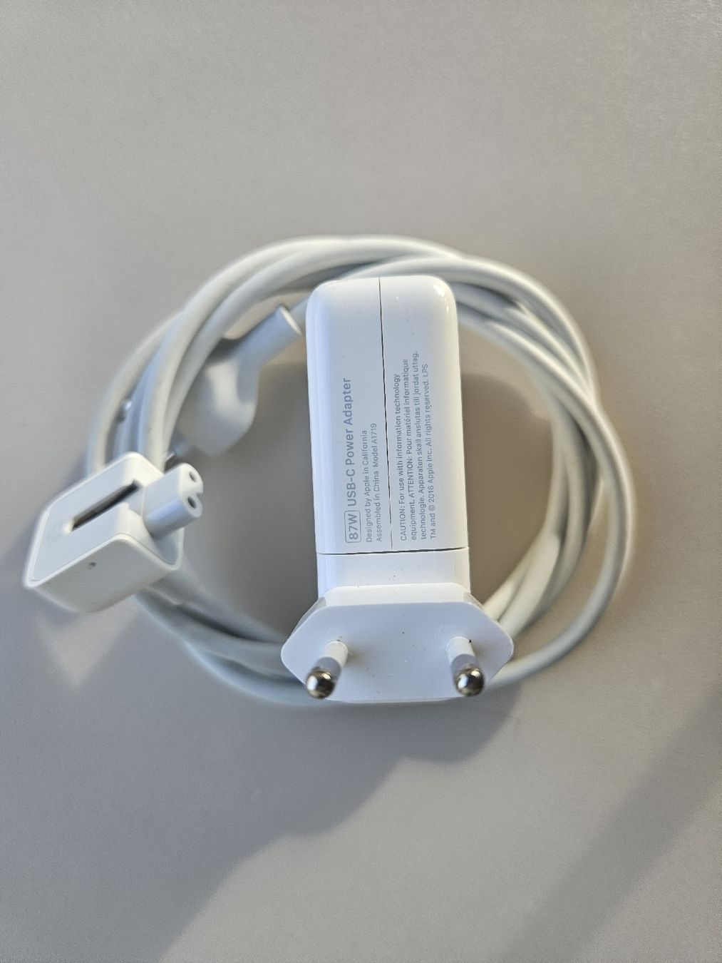 Apple 87W USB-C Power Adapter - Charger For Macbook 💻🔌🔌 (Gebraucht) in ...