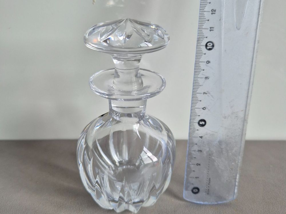 Flacon de parfum cristal Stephens ! (D'occasion) à Fribourg pour CHF 14 ...