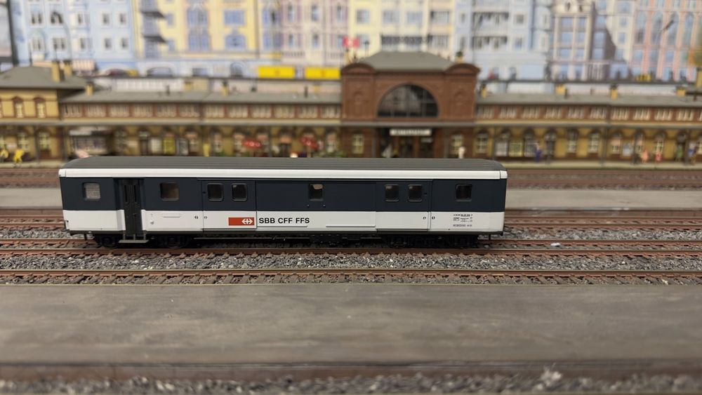 Roco 44334 Gepäckwagen SBB H0 (Gebraucht) in Glattpark (Opfikon) für CHF 37 – mit Lieferung auf ...