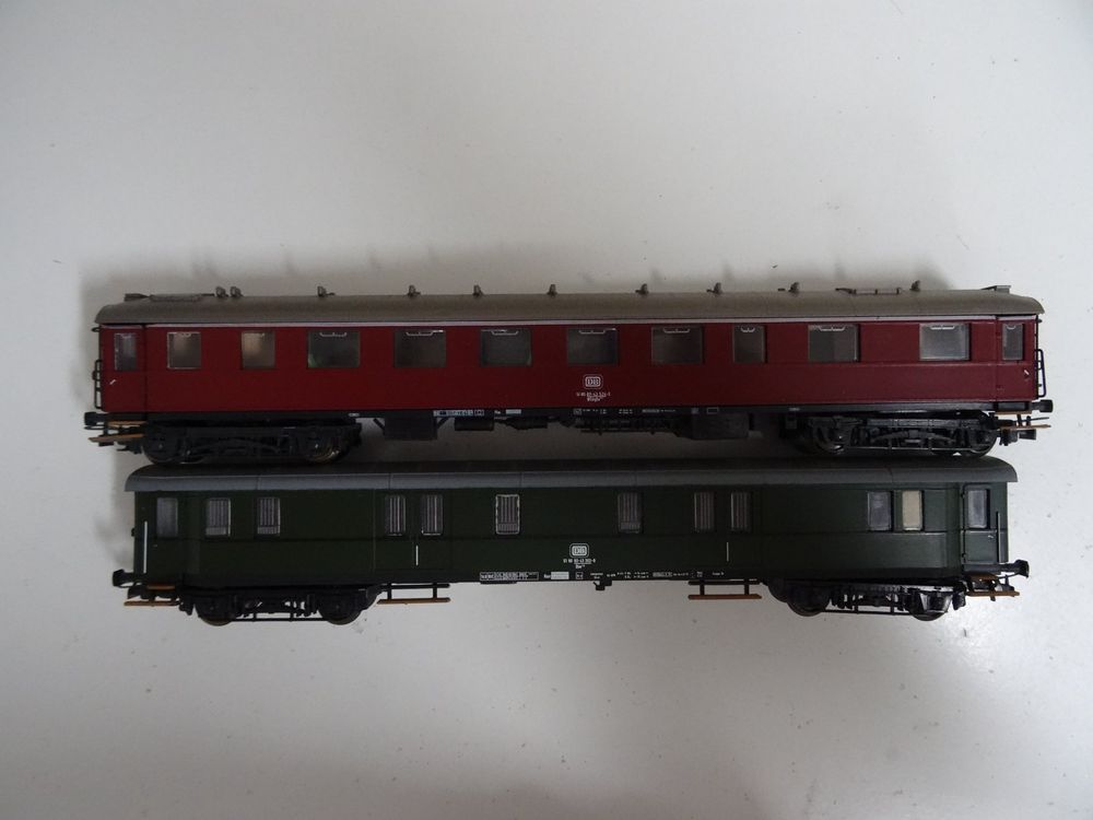 Liliput 2 voitures DB dès1.-fr (Gebraucht) in bassecourt für CHF 12 – mit Lieferung auf Ricardo ...