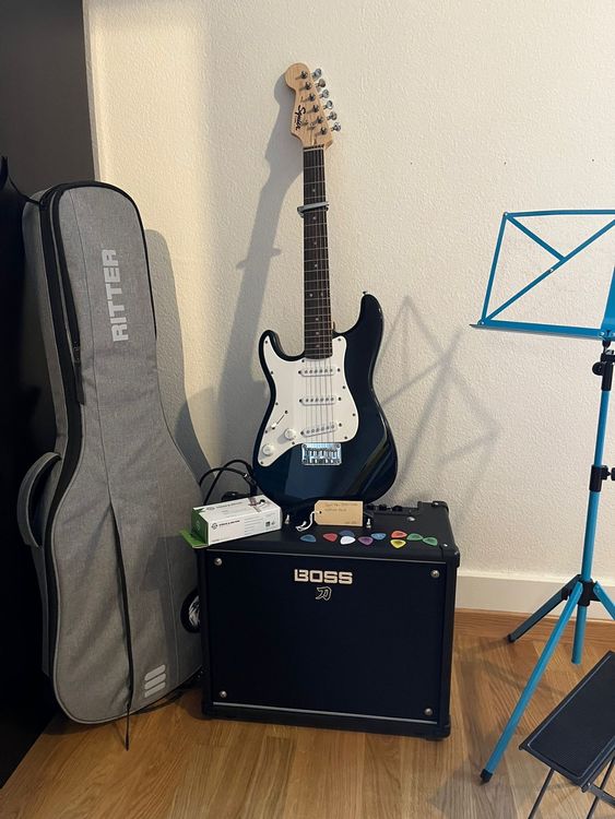Squier Stratocaster Kids Linkshänder - Super Set alles inkl. (Gebraucht ...
