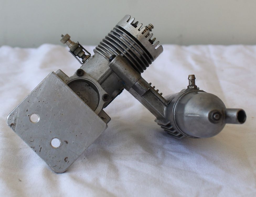 Vintage Flugmodellmotor OS MAX 20 FP E-2030 (Gebraucht) in Zürich für ...