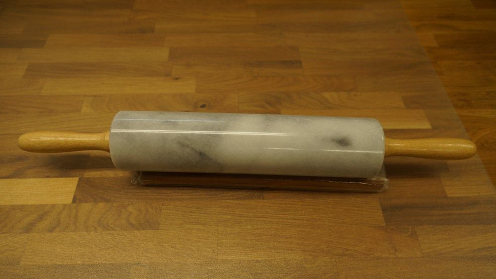 Rouleau à pâte en marbre (Neuf (Voir description)) à Biel/Bienne pour ...