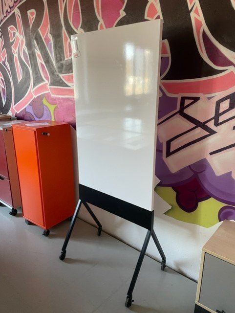 Knoll Markerboard (Neu (gemäss Beschreibung)) in Zollikofen für CHF 490 ...
