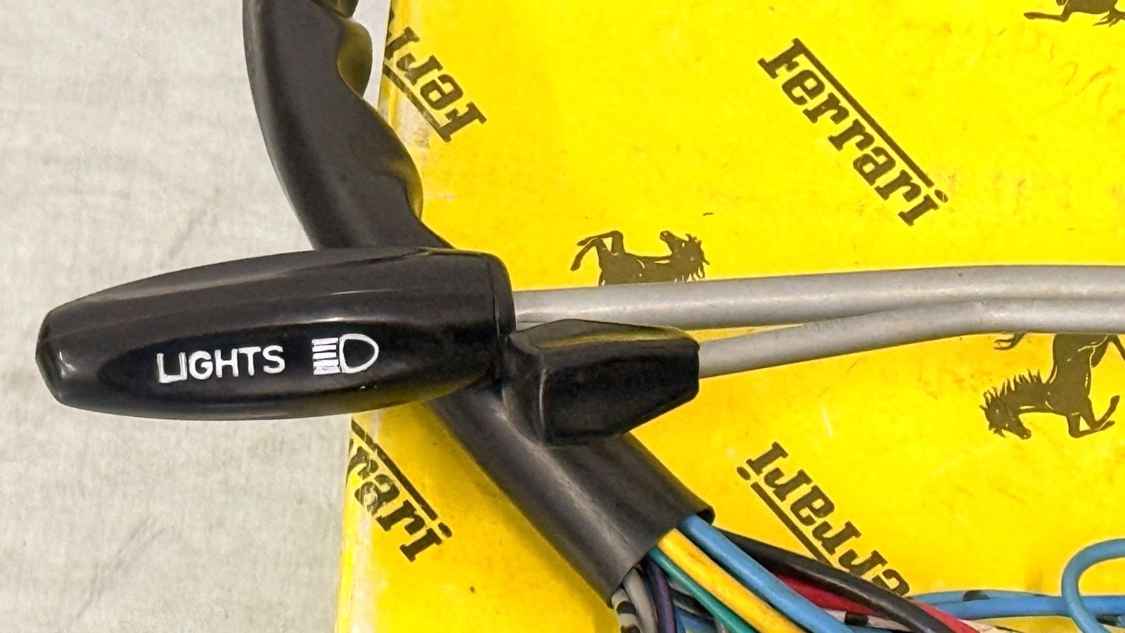 Ferrari 246 GT/GTS - 365 GTB4 OEM Column Switch / Devio Luce (Neu ...