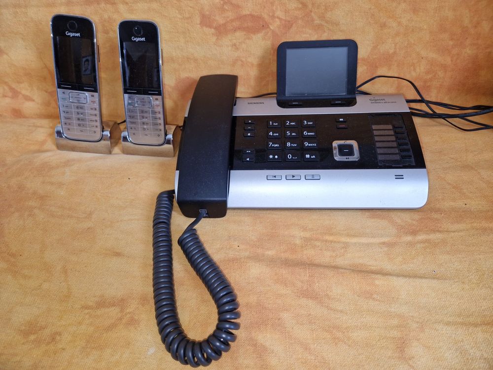 Telefon Siemens Gigaset Station mit 2 Schnurlosen Stationen (Gebraucht ...
