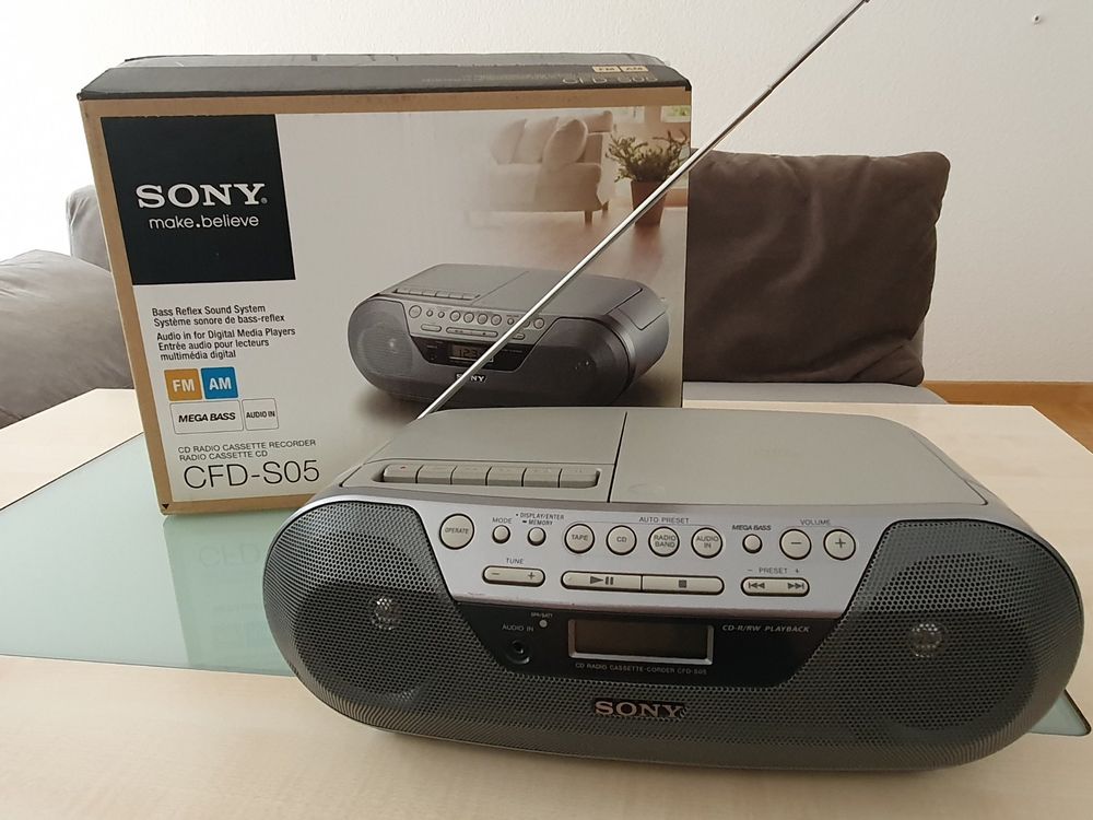 Sony CFD-S05 (Radio / CD / Kassetten / Audio-in) (Gebraucht) in Bern ...