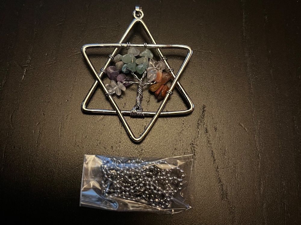 Amulett/ Anhänger Baum des Lebens mit Natursteine ( mit Kett (Neu (gemäss Beschreibung)) in Gams ...