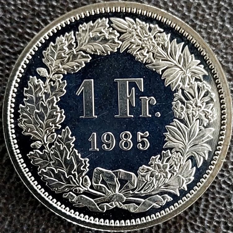 1 Franken 1985 stgl. / aus Münzsatz (Neu (gemäss Beschreibung)) in Arch für CHF 7 – mit ...