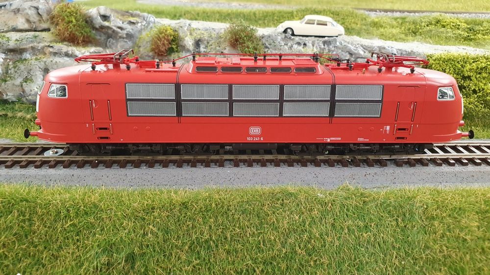 Roco 62371 DB BR 103 241-6 orientrot, Ep V (Neu und originalverpackt ...