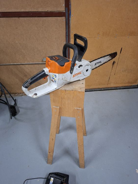 Stihl MSA 140 C Akku-Kettensäge mit 1 Batterie (Gebraucht) in Glis für ...
