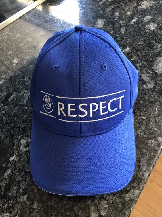 UEFA Respect Cap, neuwertig, blau, ideales Sommer Accessoire | Kaufen ...