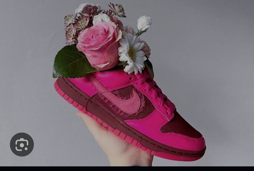 Nike Dunk Low Special Edition Valentines Day 2022 (Gebraucht) in ...