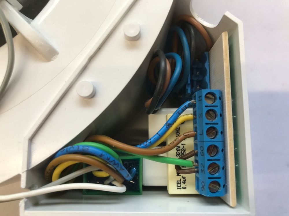 Ventilator 230V "Cesovent" (Gebraucht) in für CHF 14 – mit Lieferung auf Ricardo kaufen