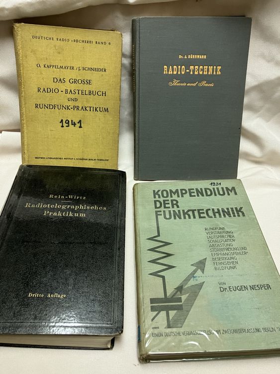 Alt Bücher Radio Technik 4Stk (Gebraucht) in Lyss für CHF 50 – mit ...
