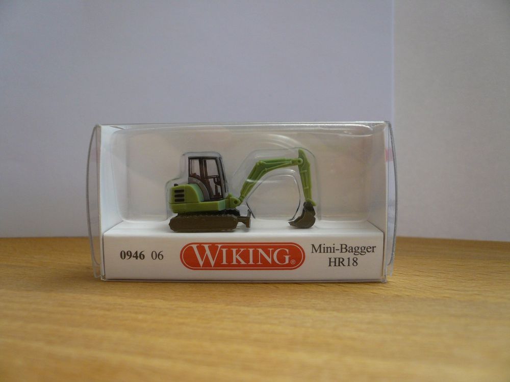 Wiking Mini-Bagger HR18 (Neu und originalverpackt) in für CHF 12 – mit ...