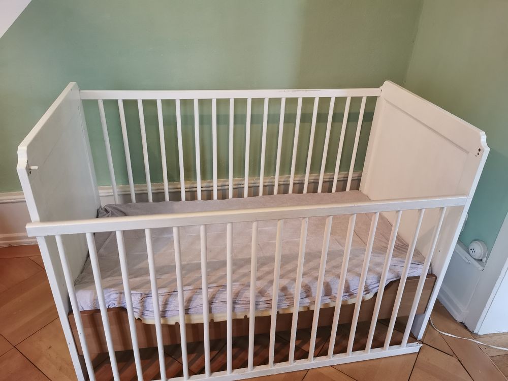 Baby Bett Ikea Leksvik DIY gestrichen | Kaufen auf Ricardo