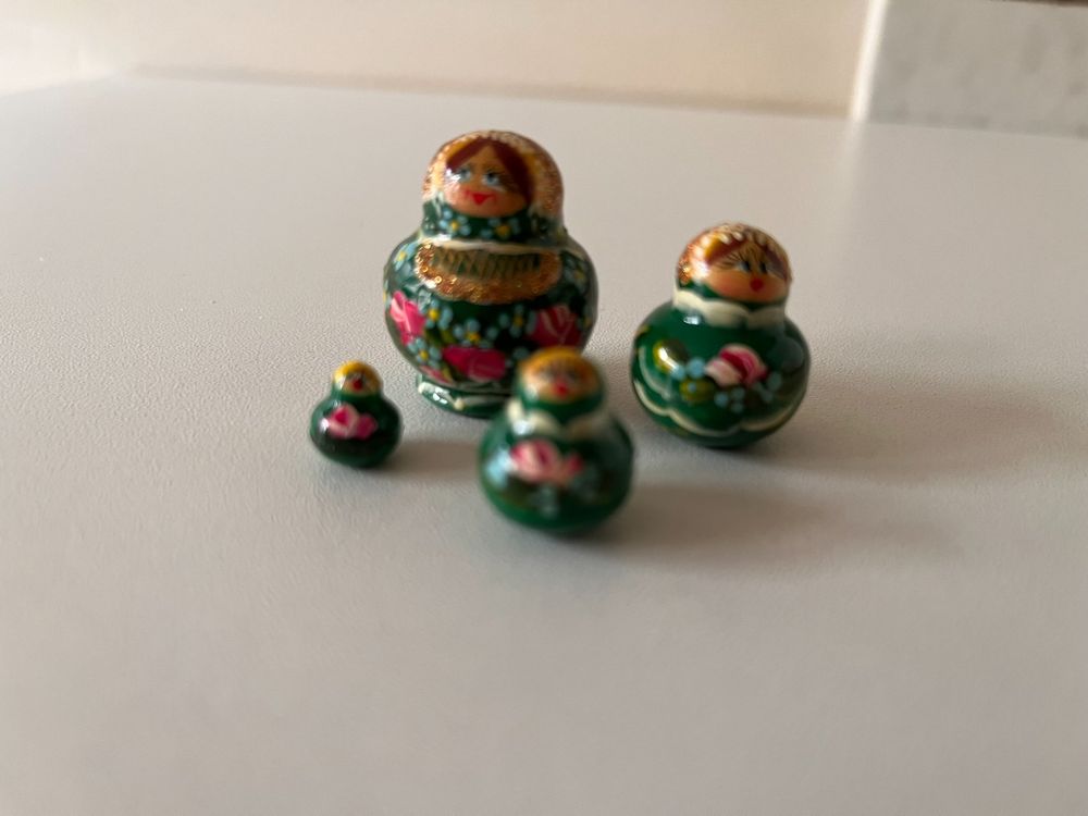 🪆 Mini mini Matriochka – Une perle rare pleine de poésie (Gebraucht) in ...