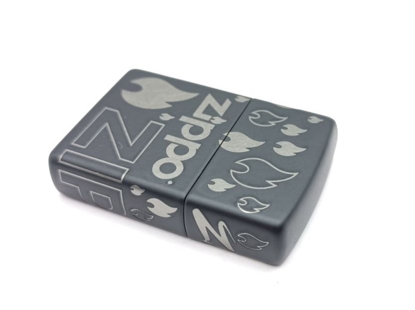 ZIPPO Black Matte Design 360° Premium Feuerzeug 60006957 (Neu und ...