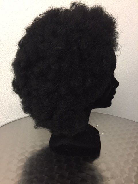 Perücke Afro hohe Qualität und angenehmer Tragkomfort | Kaufen auf Ricardo