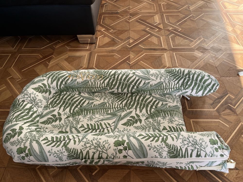 Babynestchen DocATot Deluxe+ mit 2 Bezügen | Kaufen auf Ricardo