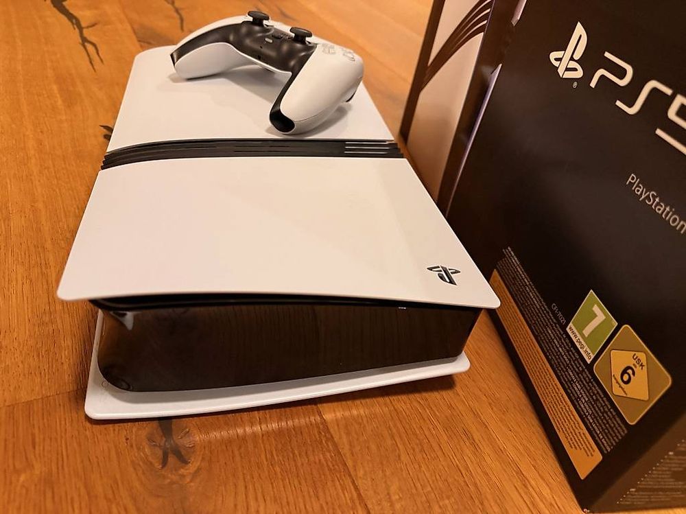 Sony PlayStation 5 Pro (PS5 Pro) Neuwertig, OVP & Garantie (Neu (gemäss ...