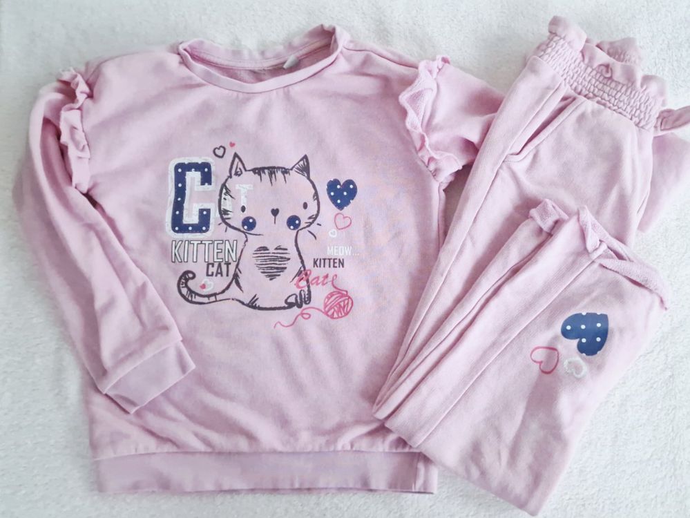 Mädchen Trainer Impidimpi Gr. 110 (Gebraucht) in Hallau für CHF 6.9 ...