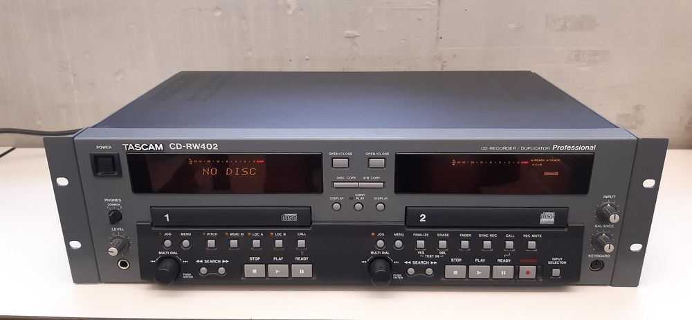 TASCAM CD-RW 402 CD Recorder / Duplicator Professional (Defekt) in ...