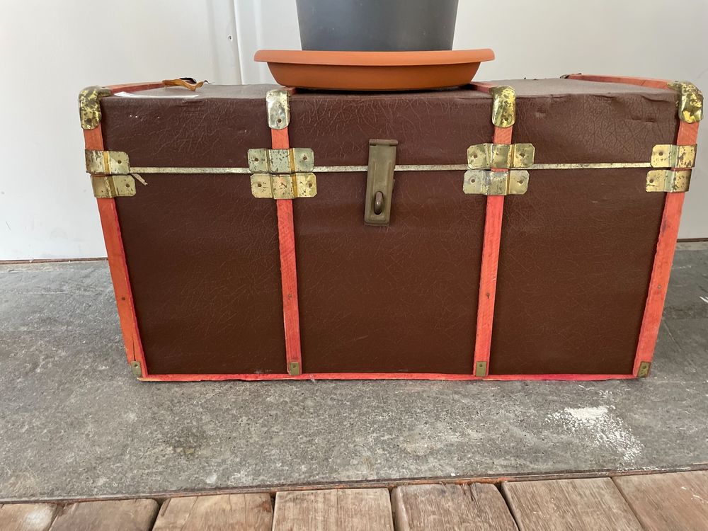 Coffre ancien (Gebraucht) in Lausanne für CHF 54 – nur Abholung auf Ricardo kaufen