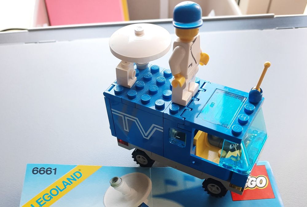 Lego Town 6661 Mobile TV Studio (Gebraucht) in Weggis für CHF 5 – mit ...