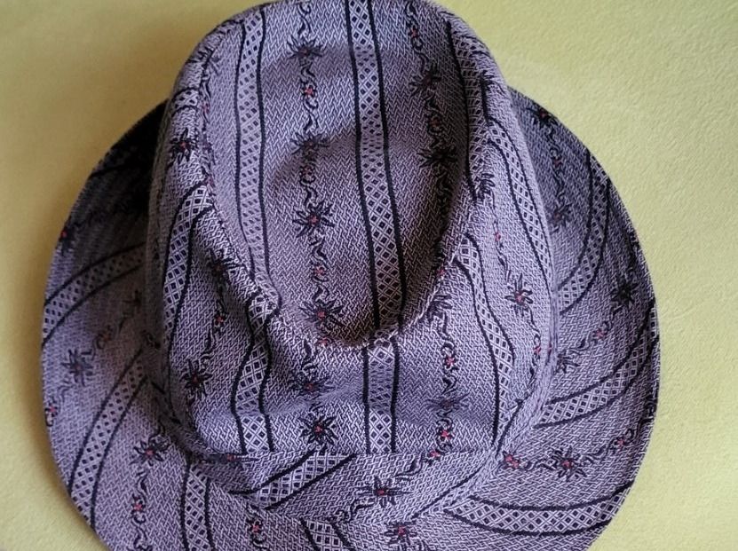 Grauer Edelweiss Muster Hut | Kaufen auf Ricardo