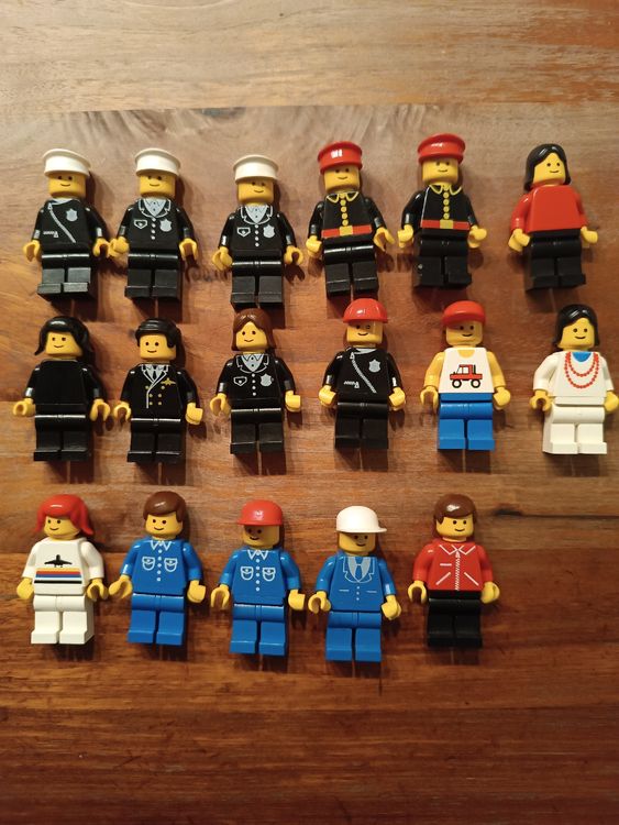 Original Lego Minifiguren - 17 Stück (sehr alt) (Gebraucht) in ...
