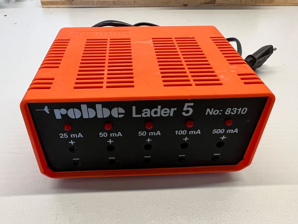 Futaba FC-18 V3.1 Fernsteuerung 40 MHZ, kompl.mit Senderpult (Gebraucht ...