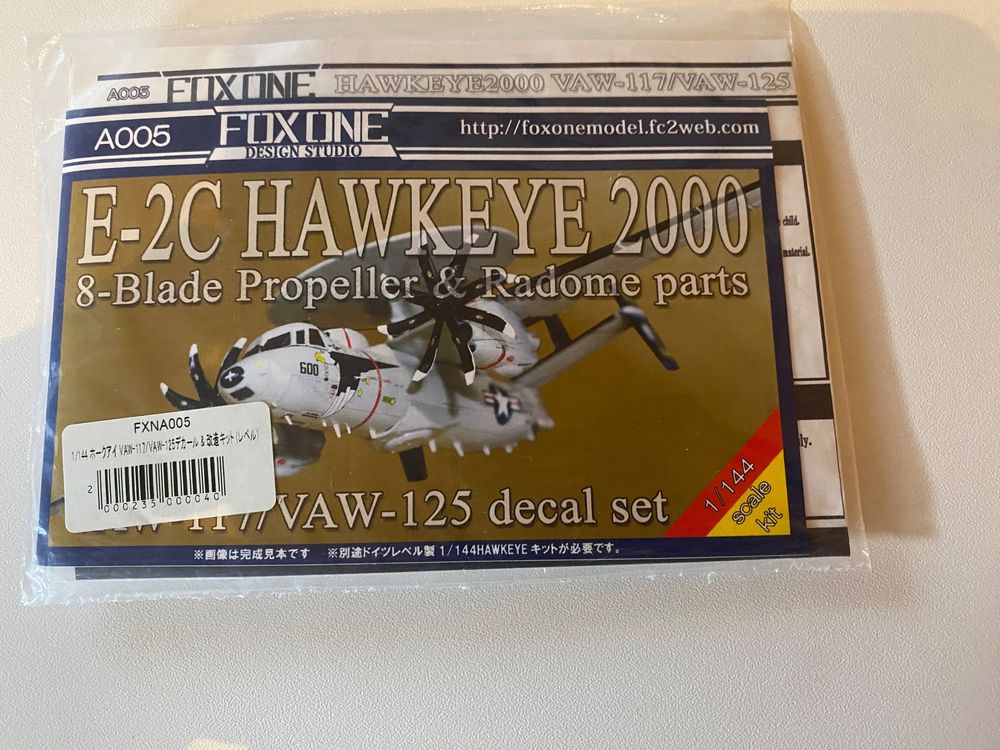 1/144 E-2C HAWKEYE 2000 8-BLADE PROPELLER&RADOM PARTS AND DE | Kaufen ...