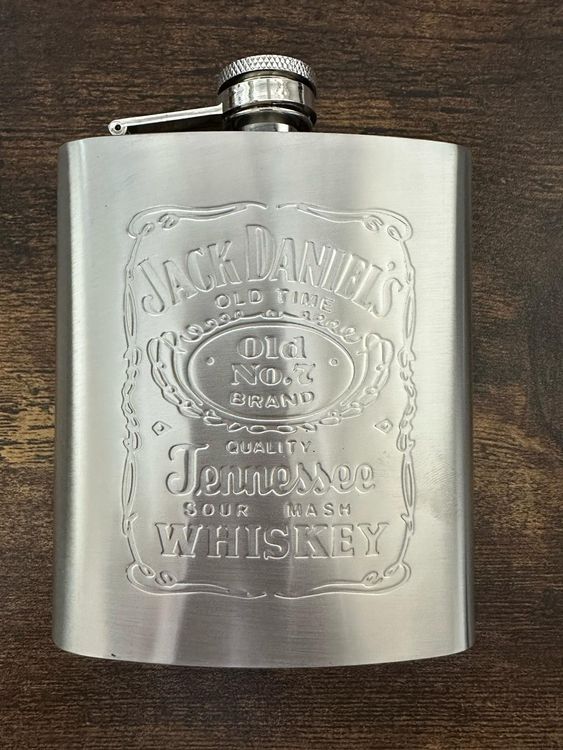 Jack Daniels Flachmann | Kaufen auf Ricardo