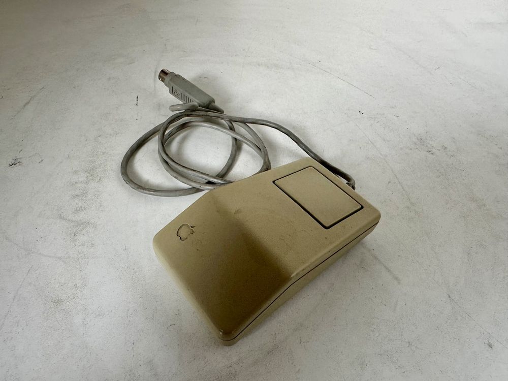 Vintage Apple Desktop Bus Mouse | Kaufen auf Ricardo