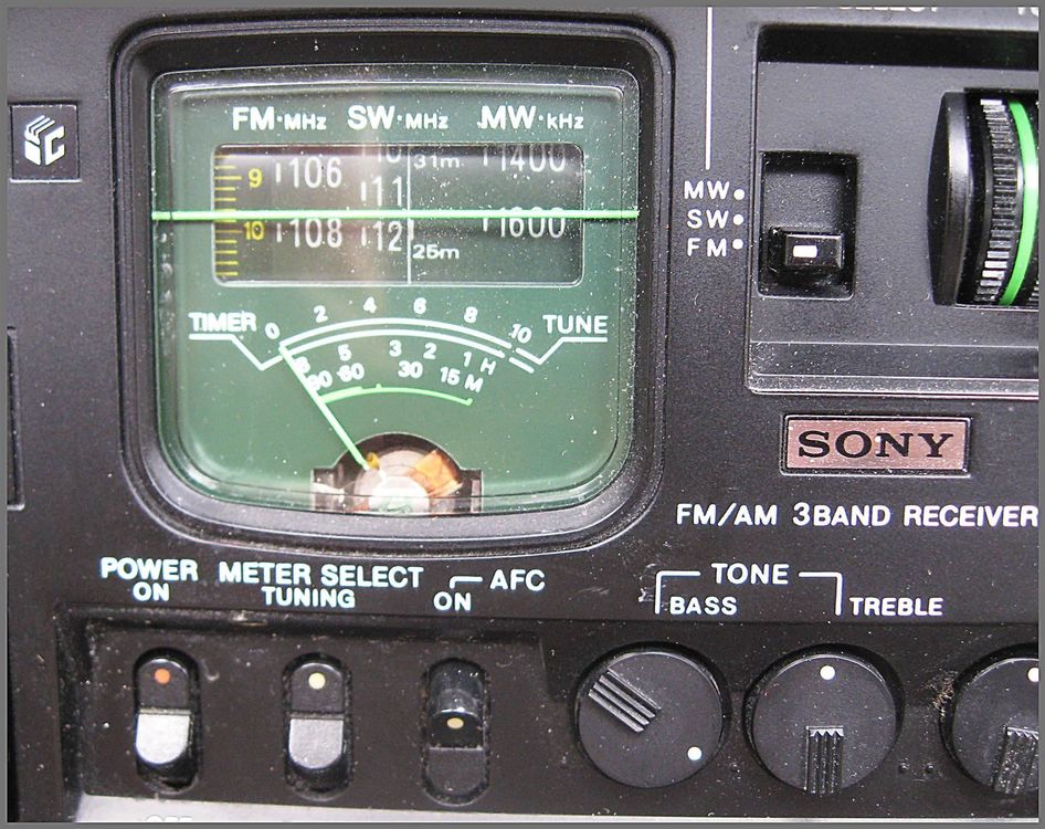 SONY -- ICF - 7800 -- FM/AM 3 Band 1978 (Gebraucht) in Bern für CHF 175 ...